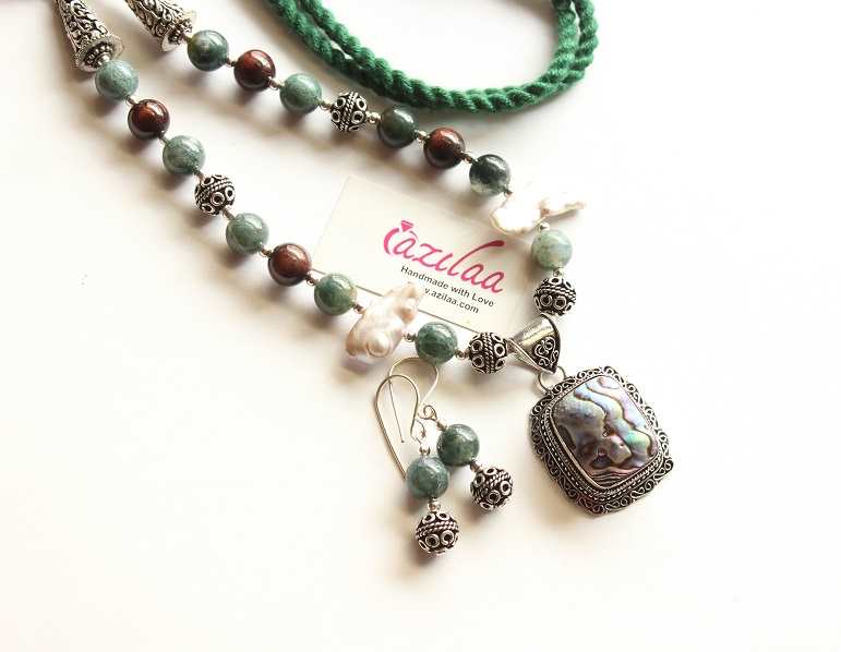 Designer agate gemstone handmade pendant necklace set at ₹3250 | Azilaa