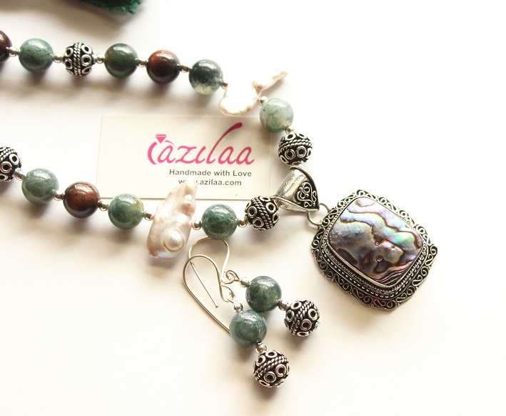 Designer agate gemstone handmade pendant necklace set at ₹3250 | Azilaa