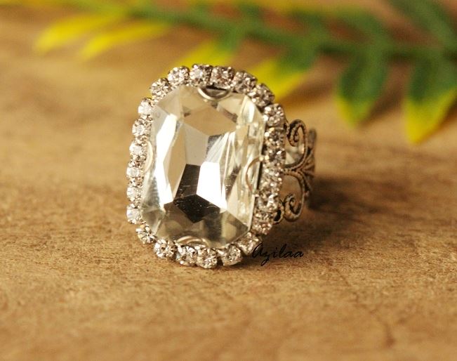 Sparkly Vintage style White crystal glass silver Ring at ?1450 | Azilaa